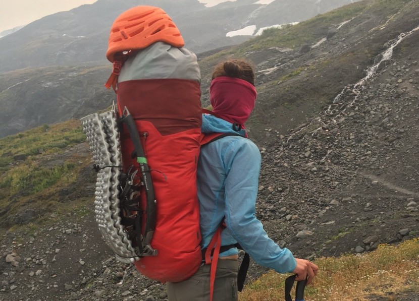 Mountaineering backpack size store