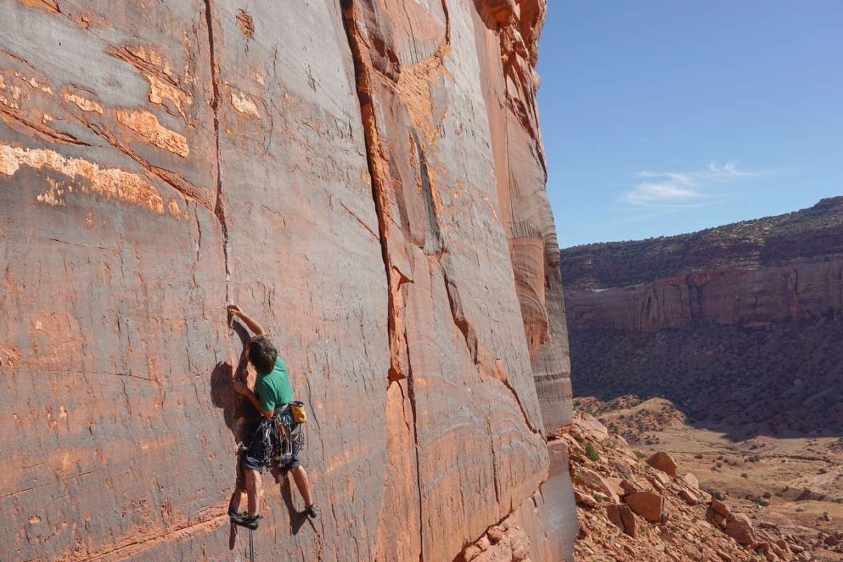 The 5 Best Climbing Cams | Tested & Rated