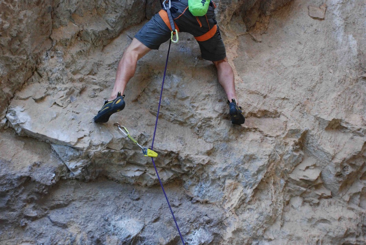 Edelrid Ohm Review | Tested by GearLab