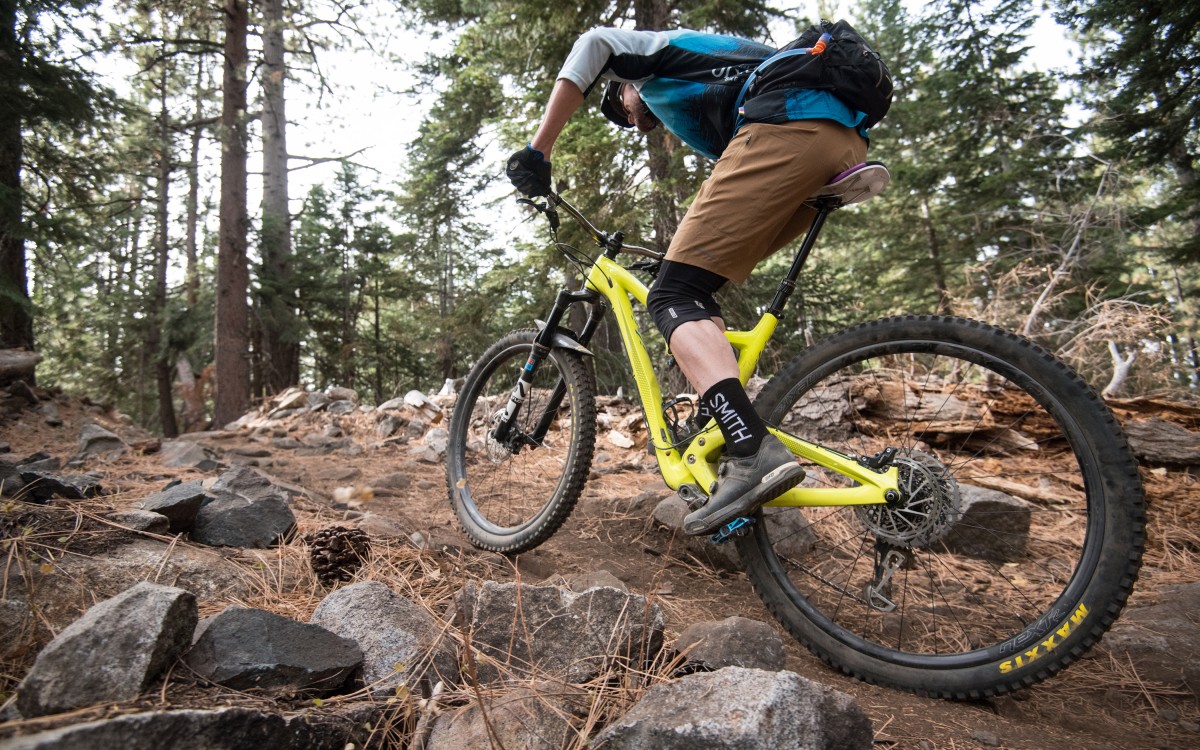 RaceFace Next R31 Carbon Wheelset Review | Tested
