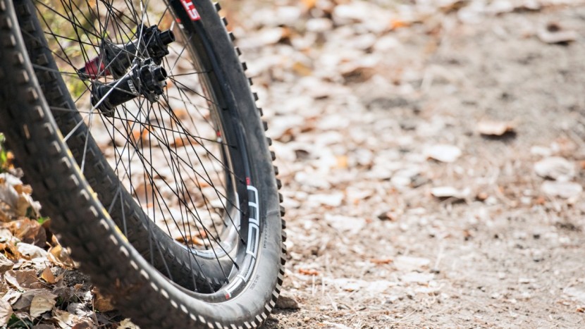 Stan's No Tubes Flow MK3 Wheelset Review | Tested