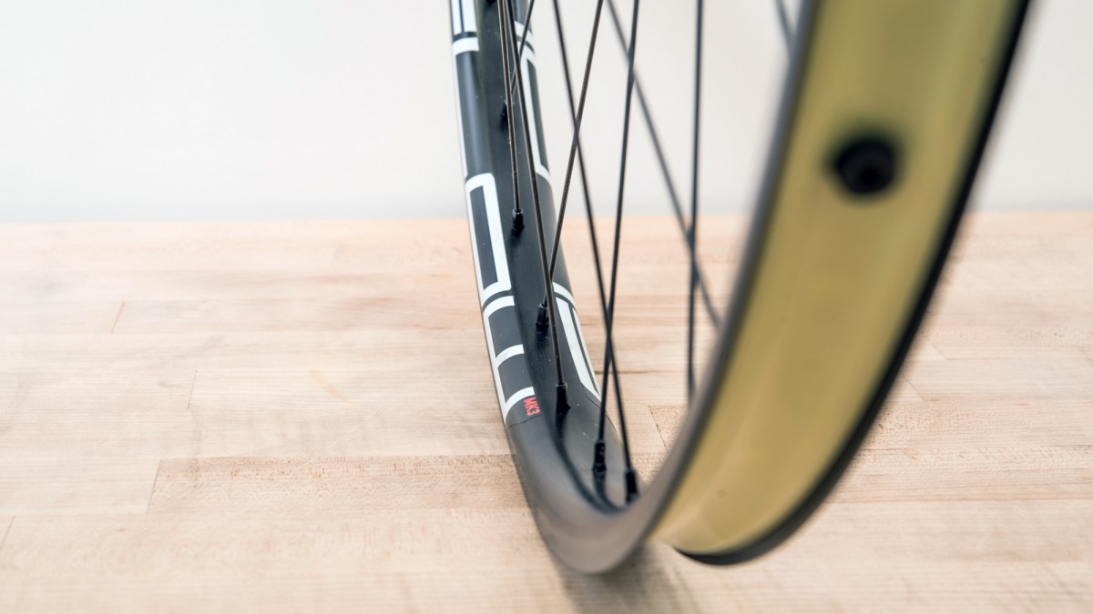 Stan's No Tubes Flow MK3 Wheelset Review | Tested