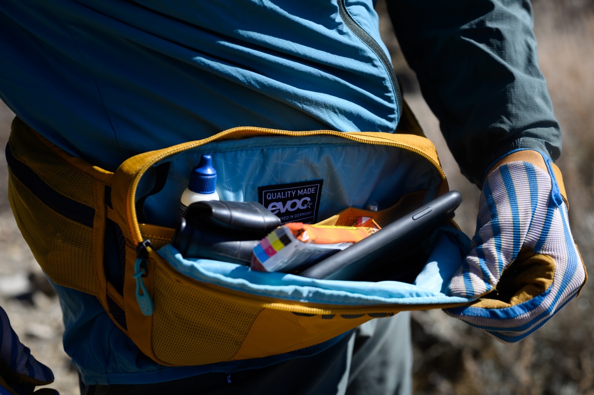 The 6 Best Mountain Bike Hip Packs | Tested & Rated