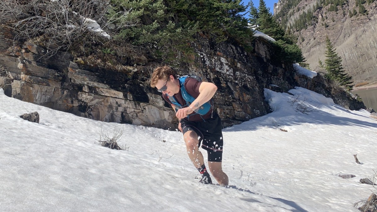 The Best 7 Running Hydration Packs for Men of 2024 | Tested