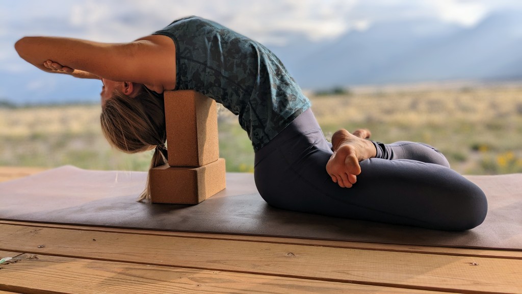 The 6 Best Yoga Blocks | Tested & Rated