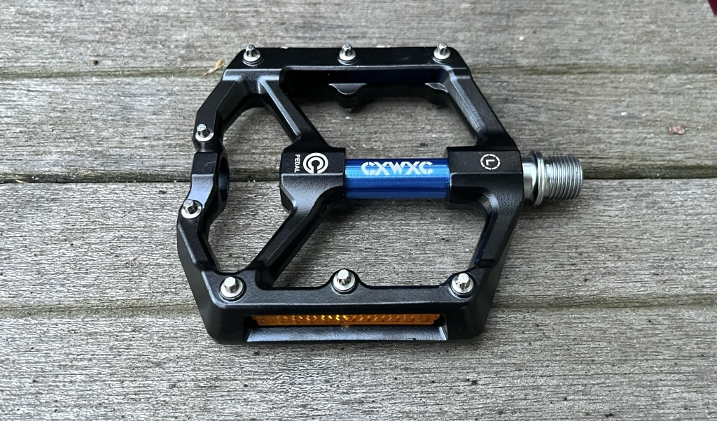 The 7 Best Flat Pedals for Mountain Biking | Tested