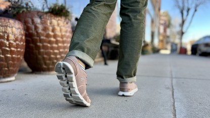 The 7 Best Walking Shoes for Women | Tested & Rated